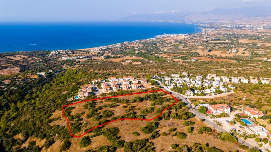 Neo Chorio, Pafos Touristic Land For Sale | GG7605